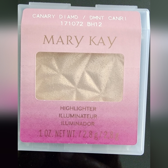 Mary Kay | Makeup | Mary Kay Illuminating Highlighter In Canary Diamond ...